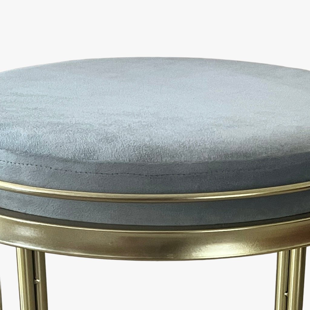 Gray Velvet and Metal Bench FRIBURGO – Gato Preto